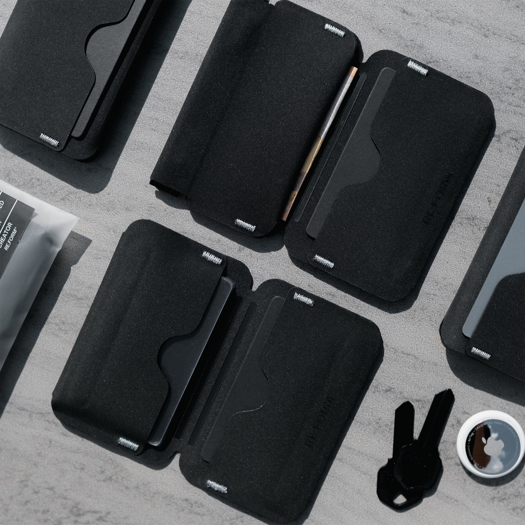 RE:FORM® RE:01 Coin Sleeve – Goodnotes.no